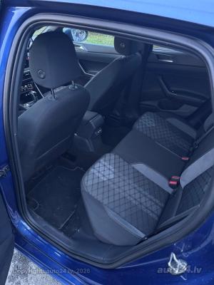 Zils Volkswagen Taigo 2022 Tallina, ar dzinēja tilpumu 1.00 L un nobraukumu 56 tūkst. km par 20000 €, foto 9 vietnē AUTOMOTO.COM.LV