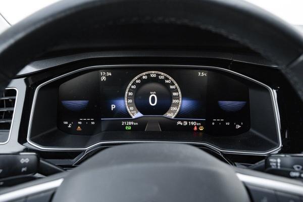 Volkswagen Taigo 2023 Rīga, ar dzinēja tilpumu 1.00 L un nobraukumu 21 tūkst. km par 19900 €, foto 9 vietnē AUTOMOTO.COM.LV