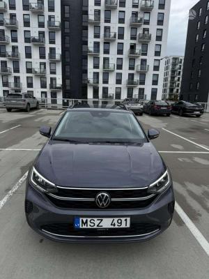 Volkswagen Taigo 2023 in Vilnius, with an engine capacity of 1.00 L and mileage of 31 thousand km for 19000 €, photo  on AUTOMOTO.COM.LV