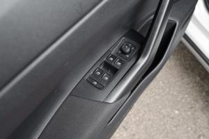 Volkswagen Taigo 2023 in Riga, with an engine capacity of 1.00 L and mileage of 104 thousand km for 15350 €, photo 10 on AUTOMOTO.COM.LV