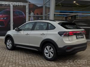 Volkswagen Taigo 2023 Valmiera, ar dzinēja tilpumu 1.00 L un nobraukumu 45 tūkst. km par 17900 €, foto 5 vietnē AUTOMOTO.COM.LV
