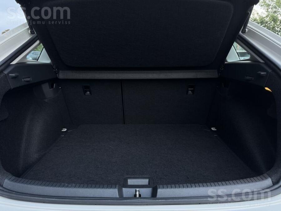 Volkswagen Taigo 2023 Valmiera, ar dzinēja tilpumu 1.00 L un nobraukumu 45 tūkst. km par 17900 €, foto 21 vietnē AUTOMOTO.COM.LV