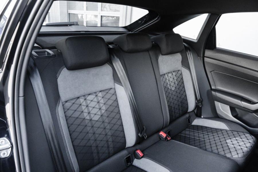 Volkswagen Taigo 2024 Rīga, ar dzinēja tilpumu 1.00 L un nobraukumu 21 tūkst. km par 21500 €, foto 26 vietnē AUTOMOTO.COM.LV