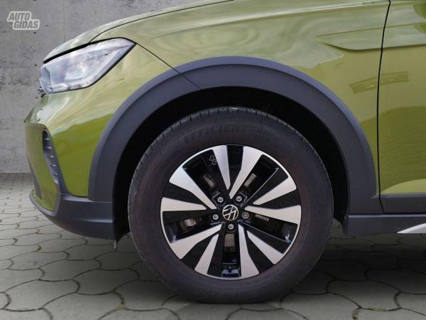 Zaļš Volkswagen Taigo 2022 Kauņa, ar dzinēja tilpumu 1.00 L un nobraukumu 13 tūkst. km par 21967 €, foto 5 vietnē AUTOMOTO.COM.LV