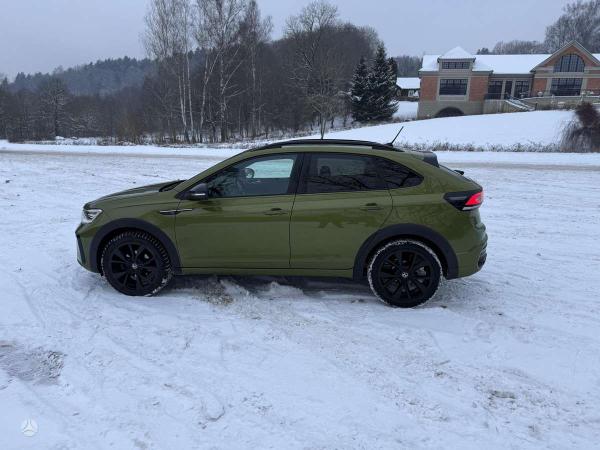 Green Volkswagen Taigo 2022 in Vilnius, with an engine capacity of 1.50 L and mileage of 59 thousand km for 21000 €, photo 3 on AUTOMOTO.COM.LV