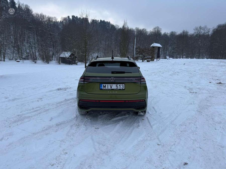 Zaļš Volkswagen Taigo 2022 Viļņa, ar dzinēja tilpumu 1.50 L un nobraukumu 59 tūkst. km par 21000 €, foto 5 vietnē AUTOMOTO.COM.LV