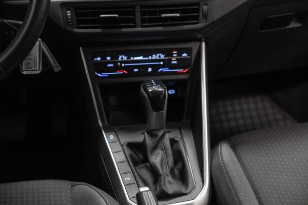 Zaļš Volkswagen Taigo 2022 Viļņa, ar dzinēja tilpumu 1.00 L un nobraukumu 67 tūkst. km par 16900 €, foto 11 vietnē AUTOMOTO.COM.LV