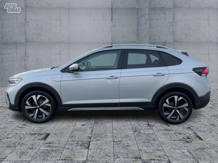 Pelēks Volkswagen Taigo 2022 Kauņa, ar dzinēja tilpumu 1.00 L un nobraukumu 69 tūkst. km par 22149 €, foto 4 vietnē AUTOMOTO.COM.LV