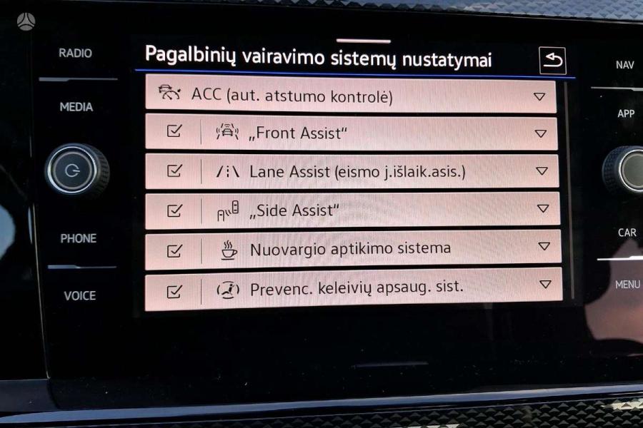 Grey Volkswagen Taigo 2022 in Klaipeda, with an engine capacity of 1.00 L and mileage of 37 thousand km for 18850 €, photo 15 on AUTOMOTO.COM.LV