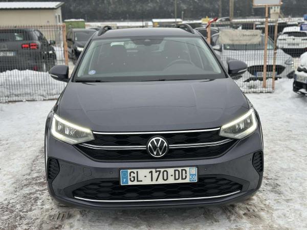 Pelēks Volkswagen Taigo 2022 Viļņa, ar dzinēja tilpumu 1.00 L un nobraukumu 167 tūkst. km par 15124 €, foto 2 vietnē AUTOMOTO.COM.LV