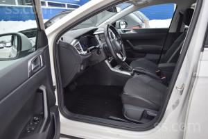 Pelēks Volkswagen Taigo 2022 Rīga, ar dzinēja tilpumu 1.50 L un nobraukumu 79 tūkst. km par 18900 €, foto 4 vietnē AUTOMOTO.COM.LV