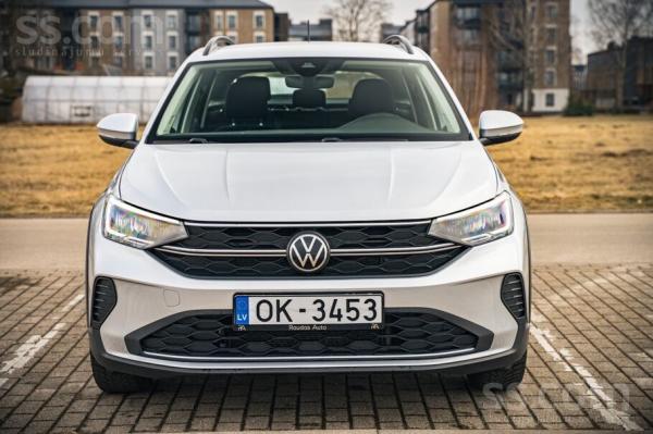 Pelēks Volkswagen Taigo 2022 Rīga, ar dzinēja tilpumu 1.00 L un nobraukumu 0 tūkst. km par 12990 €, foto 2 vietnē AUTOMOTO.COM.LV