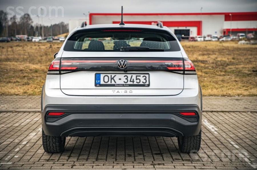 Pelēks Volkswagen Taigo 2022 Rīga, ar dzinēja tilpumu 1.00 L un nobraukumu 0 tūkst. km par 12990 €, foto 6 vietnē AUTOMOTO.COM.LV