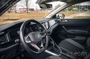 Pelēks Volkswagen Taigo 2022 Rīga, ar dzinēja tilpumu 1.00 L un nobraukumu 0 tūkst. km par 12990 €, foto 9 vietnē AUTOMOTO.COM.LV