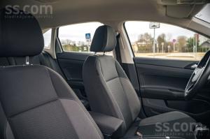 Pelēks Volkswagen Taigo 2022 Rīga, ar dzinēja tilpumu 1.00 L un nobraukumu 0 tūkst. km par 12990 €, foto 12 vietnē AUTOMOTO.COM.LV