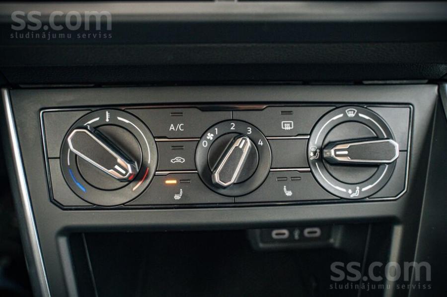 Pelēks Volkswagen Taigo 2022 Rīga, ar dzinēja tilpumu 1.00 L un nobraukumu 0 tūkst. km par 12990 €, foto 16 vietnē AUTOMOTO.COM.LV
