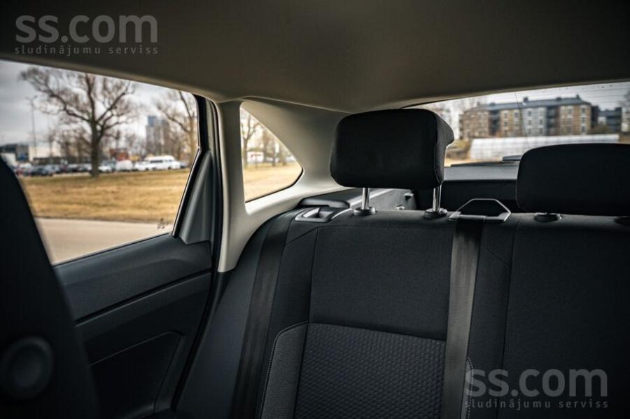 Pelēks Volkswagen Taigo 2022 Rīga, ar dzinēja tilpumu 1.00 L un nobraukumu 0 tūkst. km par 12990 €, foto 20 vietnē AUTOMOTO.COM.LV