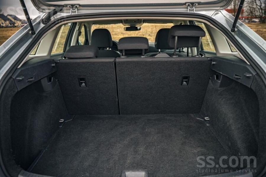 Pelēks Volkswagen Taigo 2022 Rīga, ar dzinēja tilpumu 1.00 L un nobraukumu 0 tūkst. km par 12990 €, foto 21 vietnē AUTOMOTO.COM.LV
