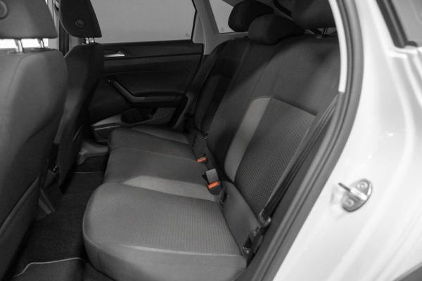 Pelēks Volkswagen Taigo 2022 Viļņa, ar dzinēja tilpumu 1.00 L un nobraukumu 42 tūkst. km par 16500 €, foto 6 vietnē AUTOMOTO.COM.LV