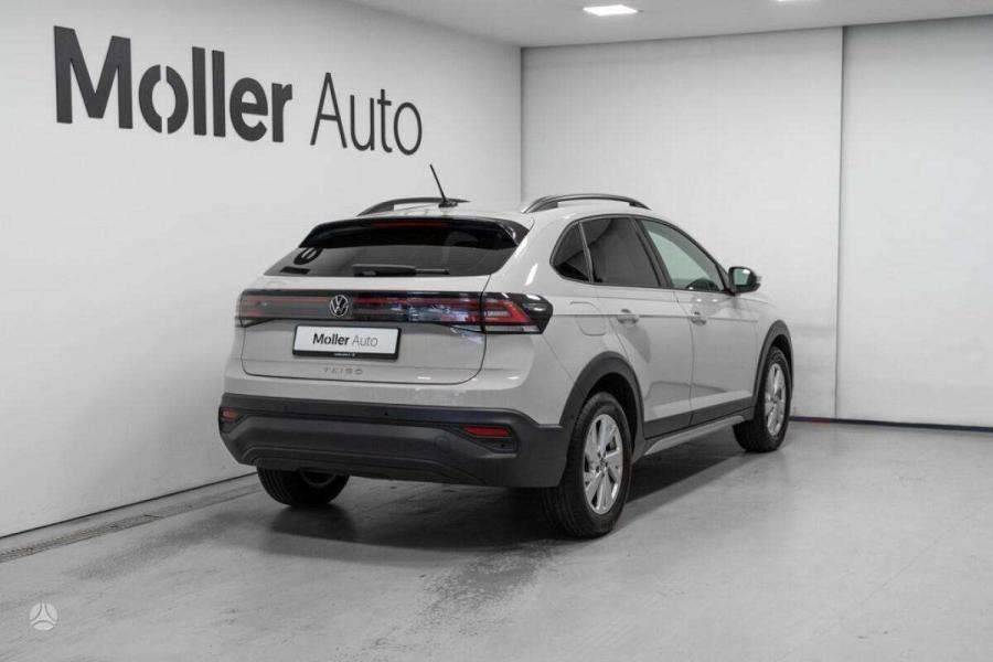 Grey Volkswagen Taigo 2022 in Vilnius, with an engine capacity of 1.00 L and mileage of 42 thousand km for 16500 €, photo 4 on AUTOMOTO.COM.LV