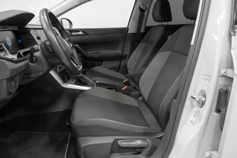 Grey Volkswagen Taigo 2022 in Vilnius, with an engine capacity of 1.00 L and mileage of 42 thousand km for 16500 €, photo 6 on AUTOMOTO.COM.LV