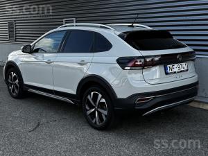 Pelēks Volkswagen Taigo 2022 Rīga, ar dzinēja tilpumu 1.50 L un nobraukumu 79 tūkst. km par 18900 €, foto 4 vietnē AUTOMOTO.COM.LV
