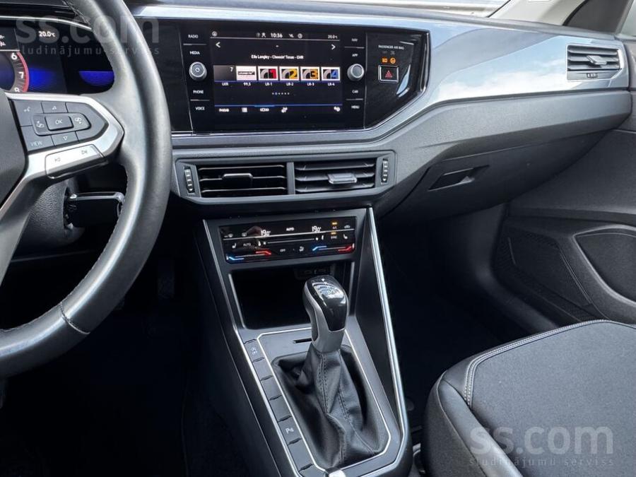 Pelēks Volkswagen Taigo 2022 Rīga, ar dzinēja tilpumu 1.50 L un nobraukumu 79 tūkst. km par 18900 €, foto 17 vietnē AUTOMOTO.COM.LV