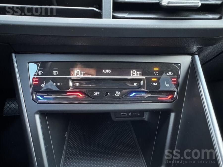 Pelēks Volkswagen Taigo 2022 Rīga, ar dzinēja tilpumu 1.50 L un nobraukumu 79 tūkst. km par 18900 €, foto 18 vietnē AUTOMOTO.COM.LV