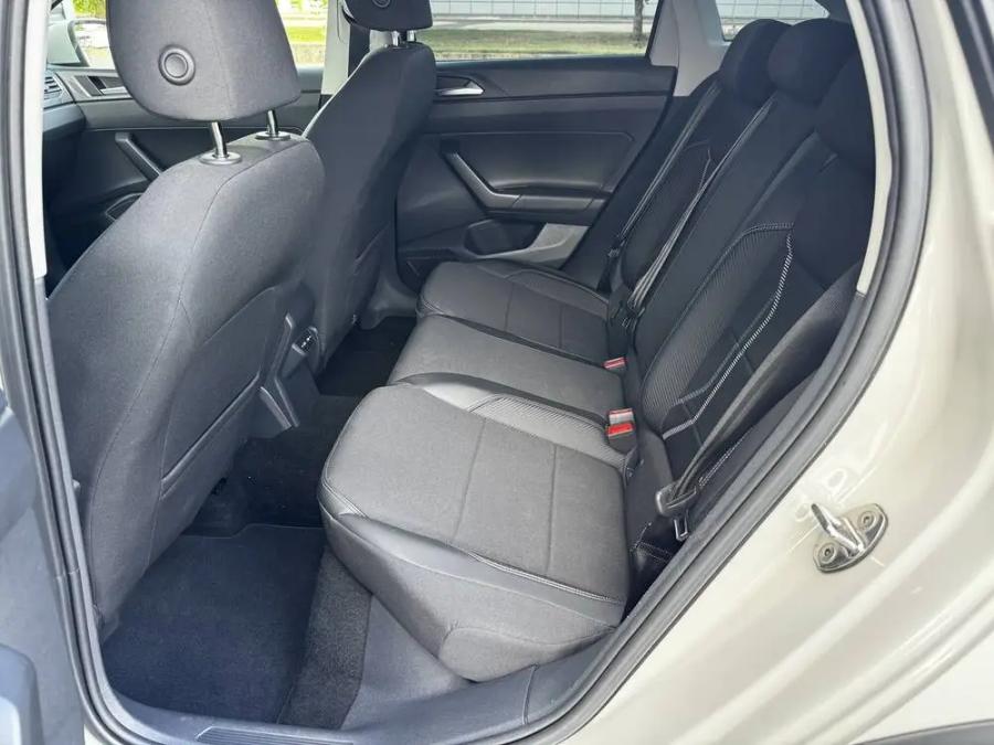 Pelēks Volkswagen Taigo 2022 Rīga, ar dzinēja tilpumu 1.50 L un nobraukumu 79 tūkst. km par 18900 €, foto 11 vietnē AUTOMOTO.COM.LV