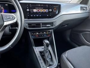 Pelēks Volkswagen Taigo 2022 Rīga, ar dzinēja tilpumu 1.50 L un nobraukumu 79 tūkst. km par 18900 €, foto 17 vietnē AUTOMOTO.COM.LV