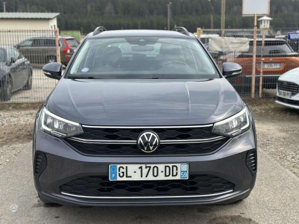 Pelēks Volkswagen Taigo 2022 Viļņa, ar dzinēja tilpumu 1.00 L un nobraukumu 167 tūkst. km par 13672 €, foto 2 vietnē AUTOMOTO.COM.LV