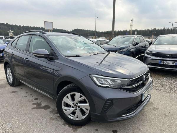 Pelēks Volkswagen Taigo 2022 Viļņa, ar dzinēja tilpumu 1.00 L un nobraukumu 167 tūkst. km par 13672 €, foto 4 vietnē AUTOMOTO.COM.LV
