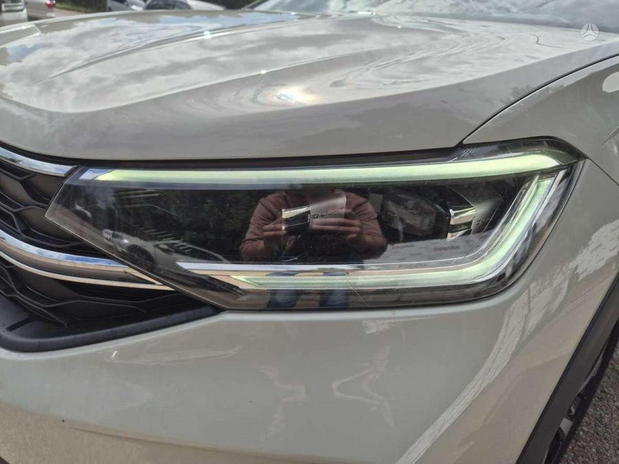Pelēks Volkswagen Taigo 2022 Viļņa, ar dzinēja tilpumu 1.50 L un nobraukumu 194 tūkst. km par 15900 €, foto 20 vietnē AUTOMOTO.COM.LV