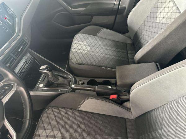 Volkswagen Taigo 2022 Viļņa vietnē Pelēks Volkswagen Taigo 2022 Viļņa, ar dzinēja tilpumu 1.50 L un nobraukumu 101 tūkst. km par 19060 €, foto 8 vietnē AUTOMOTO.COM.LV