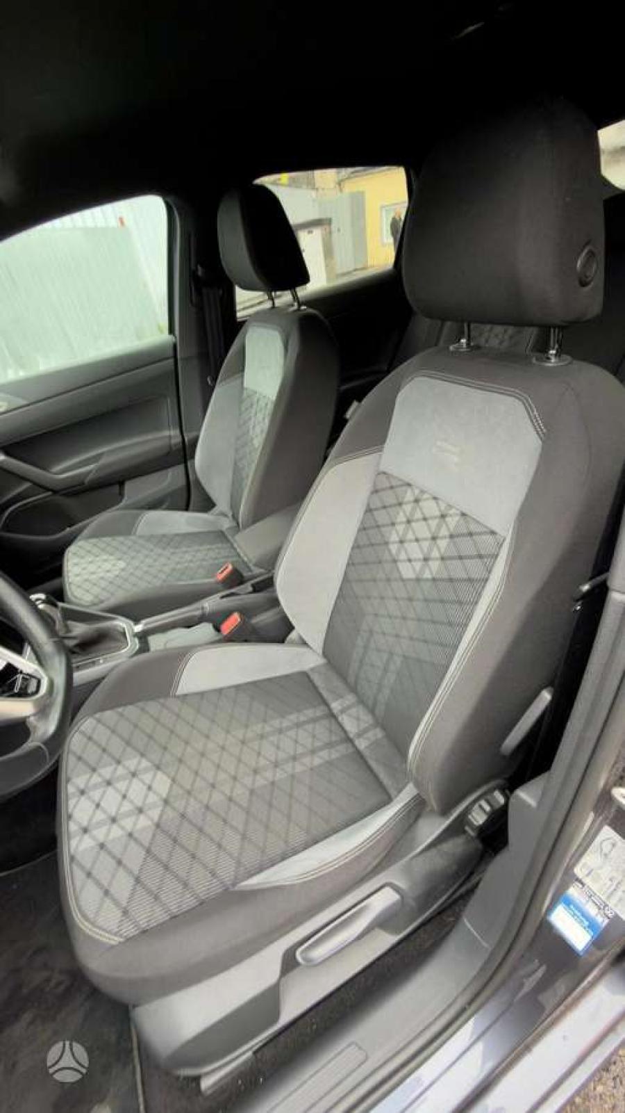 Pelēks Volkswagen Taigo 2022 Kauņa, ar dzinēja tilpumu 1.50 L un nobraukumu 36 tūkst. km par 22385 €, foto 21 vietnē AUTOMOTO.COM.LV