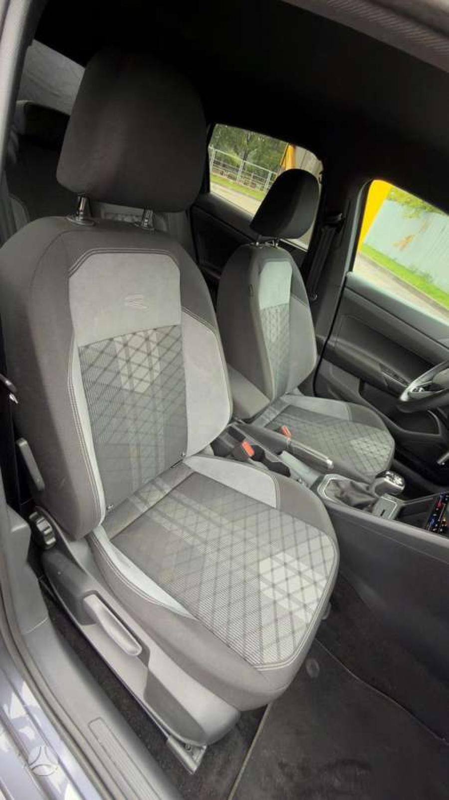 Pelēks Volkswagen Taigo 2022 Kauņa, ar dzinēja tilpumu 1.50 L un nobraukumu 36 tūkst. km par 22385 €, foto 25 vietnē AUTOMOTO.COM.LV