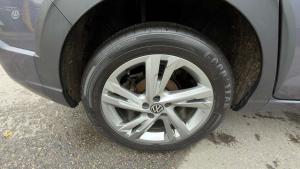 Pelēks Volkswagen Taigo 2022 Kauņa, ar dzinēja tilpumu 1.50 L un nobraukumu 36 tūkst. km par 22385 €, foto 26 vietnē AUTOMOTO.COM.LV