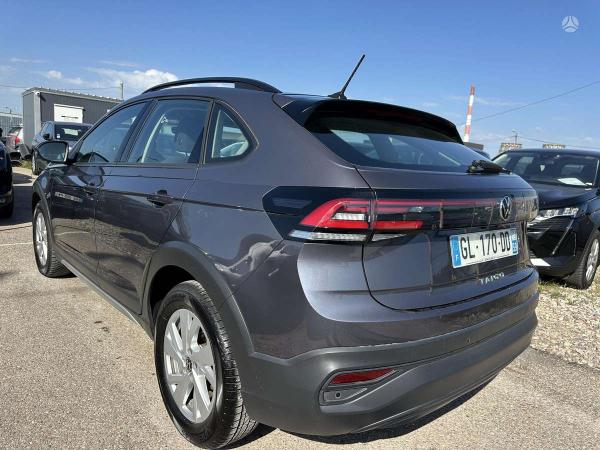 Volkswagen Taigo 2022 Viļņa vietnē Pelēks Volkswagen Taigo 2022 Viļņa, ar dzinēja tilpumu 1.00 L un nobraukumu 167 tūkst. km par 13309 €, foto 5 vietnē AUTOMOTO.COM.LV