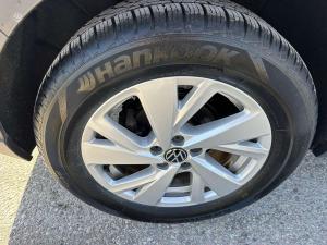 Pelēks Volkswagen Taigo 2022 Viļņa, ar dzinēja tilpumu 1.00 L un nobraukumu 167 tūkst. km par 13309 €, foto 8 vietnē AUTOMOTO.COM.LV