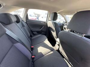 Pelēks Volkswagen Taigo 2022 Viļņa, ar dzinēja tilpumu 1.00 L un nobraukumu 167 tūkst. km par 13309 €, foto 17 vietnē AUTOMOTO.COM.LV