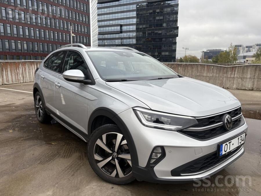 Pelēks Volkswagen Taigo 2022 Rīga, ar dzinēja tilpumu 1.50 L un nobraukumu 45 tūkst. km par 18400 €, foto 3 vietnē AUTOMOTO.COM.LV