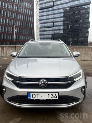Pelēks Volkswagen Taigo 2022 Rīga, ar dzinēja tilpumu 1.50 L un nobraukumu 45 tūkst. km par 18400 €, foto 4 vietnē AUTOMOTO.COM.LV