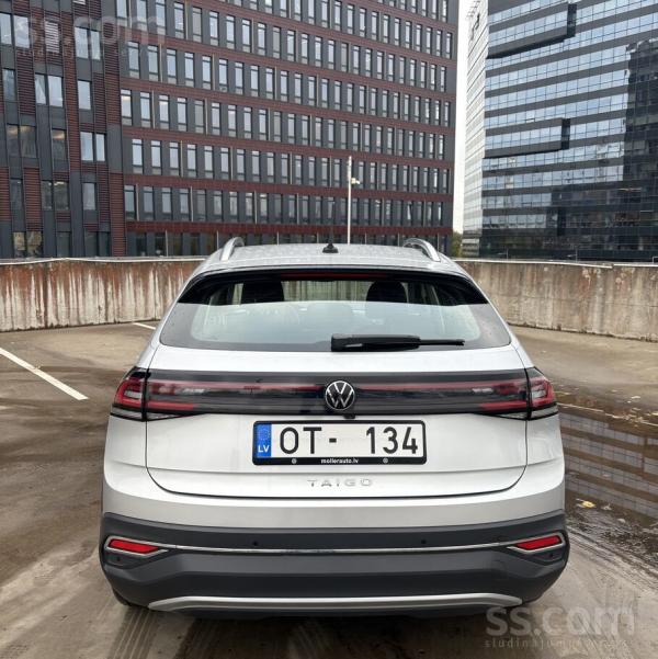 Фольксваген Taigo 2022 в Рига на AUTOMOTO.COM.LV Серый Фольксваген Taigo 2022 в Рига, объемом двигателя 1.50 л и пробегом 45 тыс. км за 18400 €, фото 7 на AUTOMOTO.COM.LV