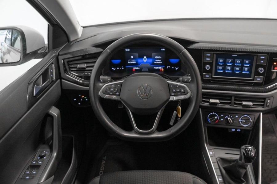 Pelēks Volkswagen Taigo 2023 Viļņa, ar dzinēja tilpumu 1.00 L un nobraukumu 24 tūkst. km par 15900 €, foto 11 vietnē AUTOMOTO.COM.LV