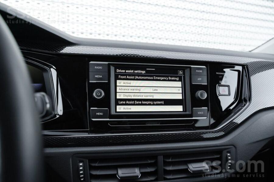Pelēks Volkswagen Taigo 2023 Rīga, ar dzinēja tilpumu 1.00 L un nobraukumu 60 tūkst. km par 16850 €, foto 16 vietnē AUTOMOTO.COM.LV