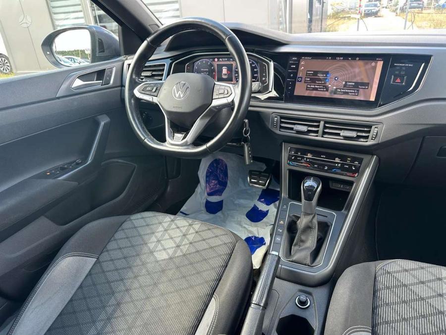 Grey Volkswagen Taigo 2023 in Vilnius, with an engine capacity of 1.50 L and mileage of 186 thousand km for 16890 €, photo 16 on AUTOMOTO.COM.LV