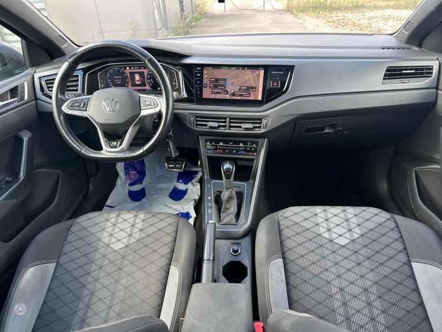 Grey Volkswagen Taigo 2023 in Vilnius, with an engine capacity of 1.50 L and mileage of 186 thousand km for 16890 €, photo 21 on AUTOMOTO.COM.LV
