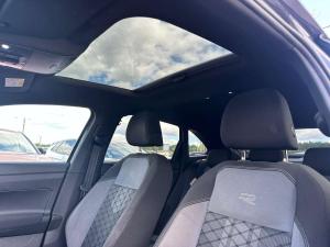 Grey Volkswagen Taigo 2023 in Vilnius, with an engine capacity of 1.50 L and mileage of 186 thousand km for 16890 €, photo 24 on AUTOMOTO.COM.LV
