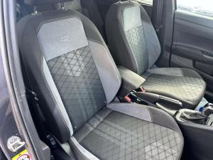 Grey Volkswagen Taigo 2023 in Vilnius, with an engine capacity of 1.50 L and mileage of 186 thousand km for 16890 €, photo 31 on AUTOMOTO.COM.LV