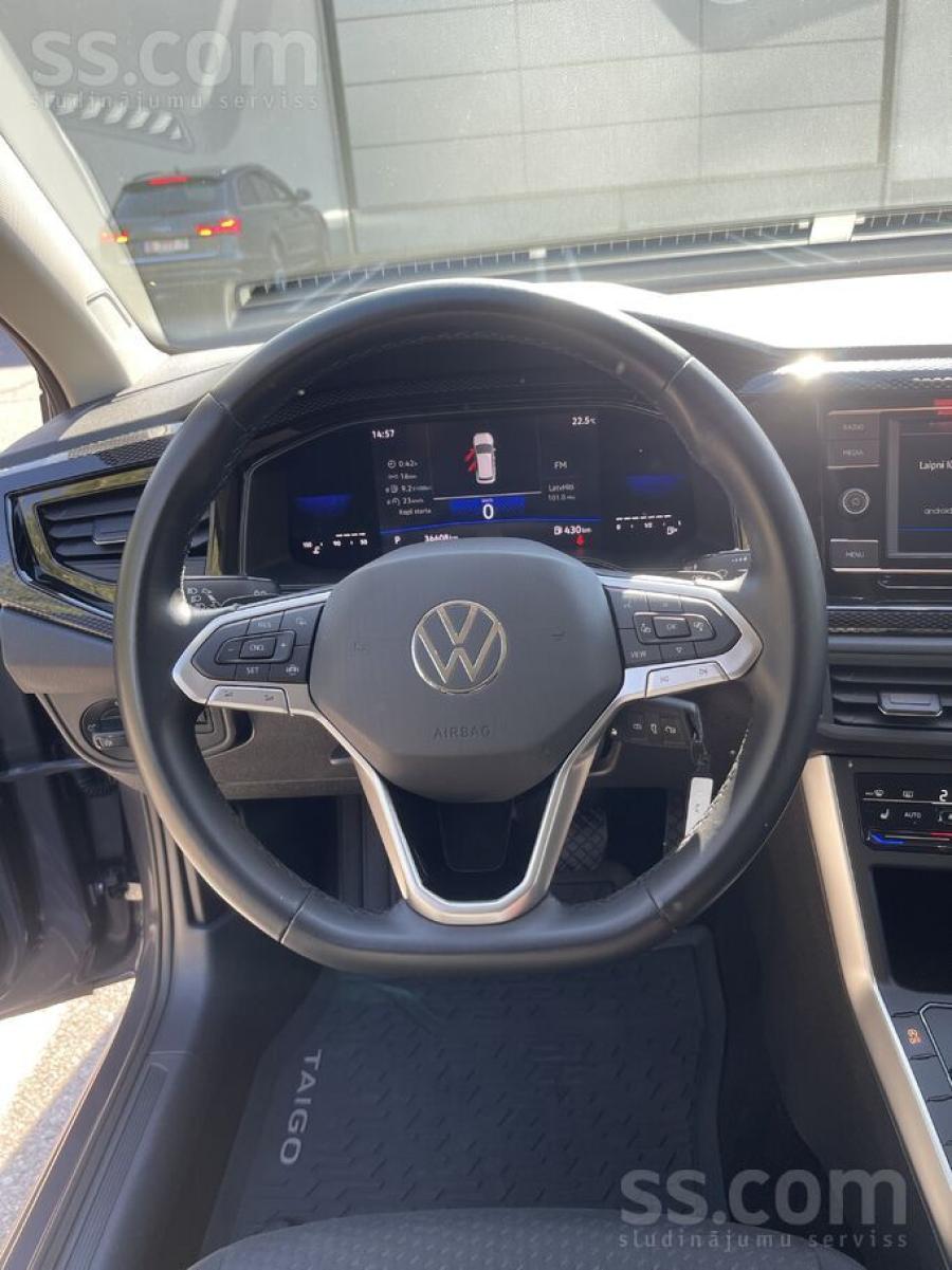 Grey Volkswagen Taigo 2023 in Riga, with an engine capacity of 1.00 L and mileage of 37 thousand km for 18000 €, photo 6 on AUTOMOTO.COM.LV